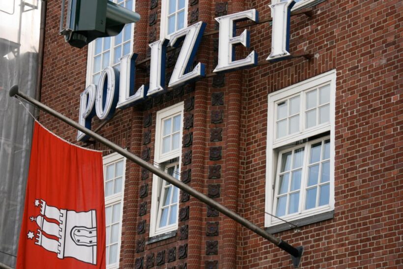 Hamburg St. Pauli - guided walk for school groups - Who Should Consider This Tour?