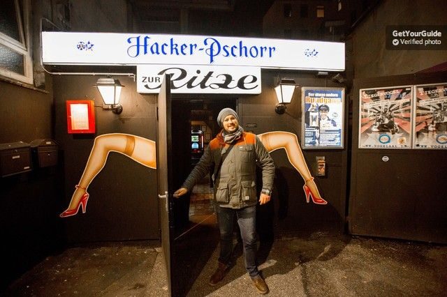 Hamburg: St. Pauli Red Light District Tour - Authentic Insights from Reviews
