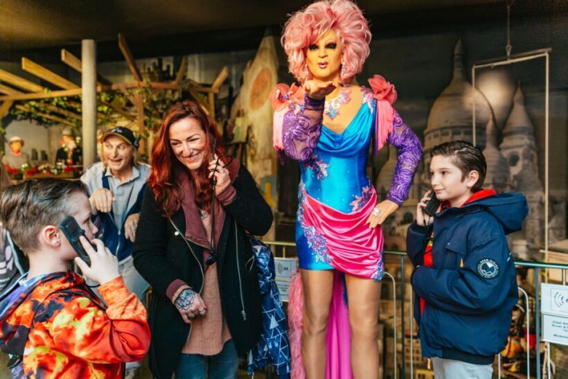 Hamburg: Ticket to the Panoptikum Waxworks - Exploring the Hamburg Panoptikum: What to Expect