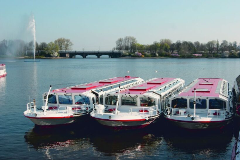 Hamburg: Twilight cruise - Key Points