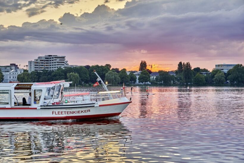 Hamburg: Twilight cruise - Why Choose the Hamburg Twilight Cruise?