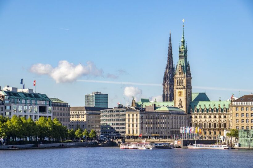 Hamburgs Art and Culture revealed by a Local - Why This Tour Is Worth Considering