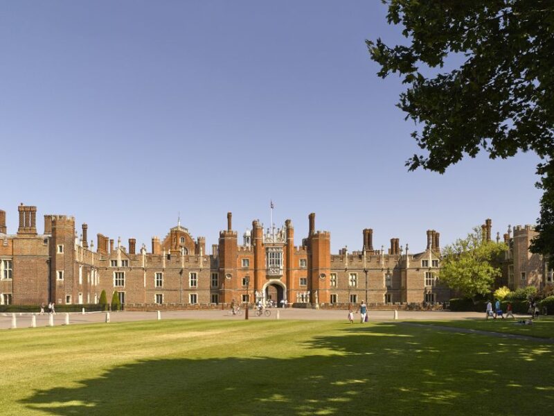 Hampton Court Palace and Windsor Castle Private Car Tour - The Sum Up
