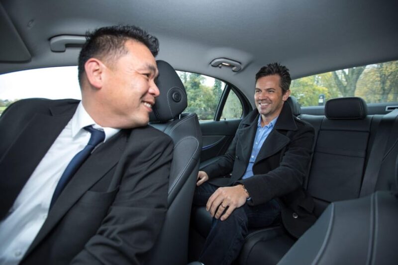 Hampton Court Palace and Windsor Castle Private Car Tour - FAQ