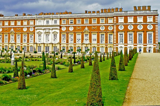 Hampton Court Palace & Garden Maze, Private Tour Admission with Audio Guides - Authentic Experiences and Honest Reflections
