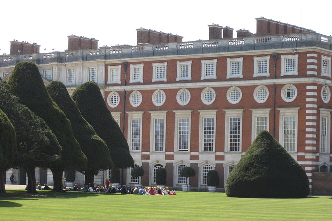 Hampton Court Palace Tour Review: A Must-Do - Unraveling the Palaces Haunted Secrets