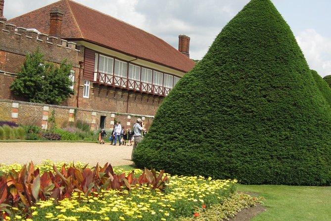 Hampton Court Palace Tour Review: A Must-Do - A Guided Tour Tailored to Your Interests