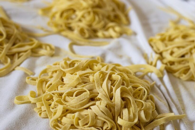 Handmade pasta in "Osteria since 1931" - A Close Look at the Pasta-Making Tour