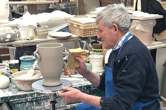 Handmade Tuscan Ceramics Masterclass in Montelupo - Unique Features of Tuscan Ceramics