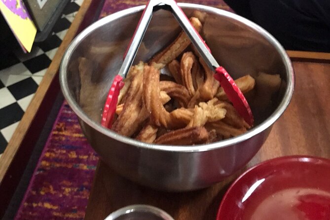 Hands-On Churros & Chocolate Class on a London Houseboat - What to Expect During the Class