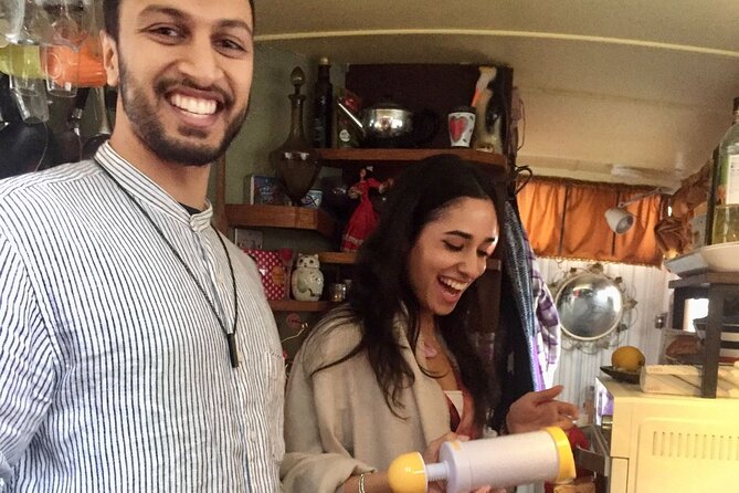 Hands-On Churros & Chocolate Class on a London Houseboat - Authenticity and Value