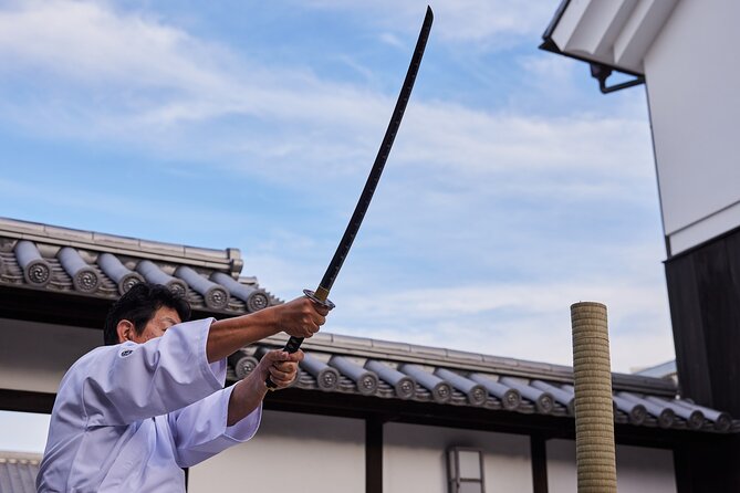Hands-On Class to Learn Bushido & Zen Near Osakacastle With Photo - Calligraphy and Lightweight Armor