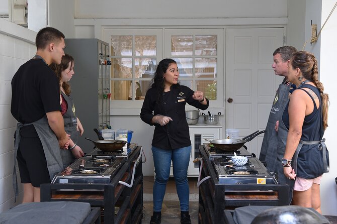 Hands-on Thai Cooking Class & Market Tour in Sukhumvit - Who Will Love This Experience?