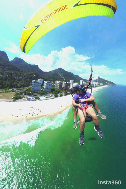 Hang gliding flight in Rio de Janeiro - An Adventure in the Sky: What to Expect