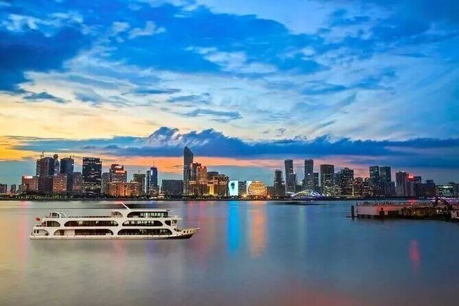 Hangzhou night tour 6 Harmonies Pagoda hefang street night cruise - Who Is This Tour Perfect For?