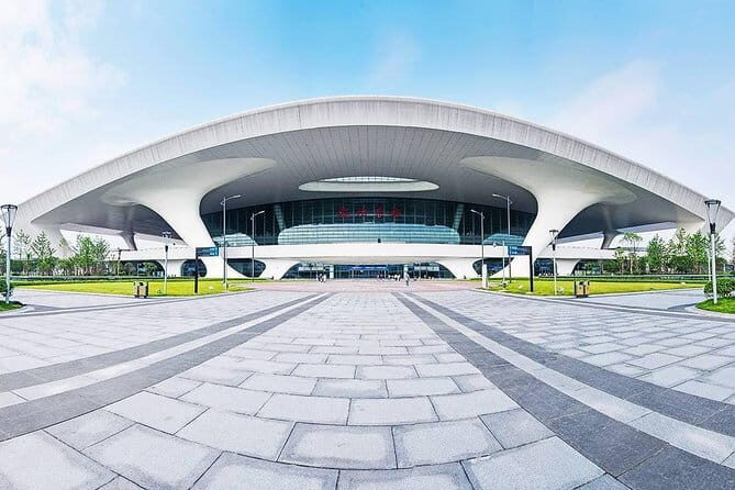 Hangzhou Private Transfer: City Hotels to Railway Station - Introduction