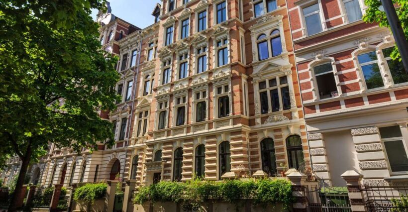 Hannover: Guided Walking Tour of the List District - An Authentic Taste of Hannover’s List District