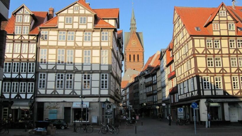 Hannover: Private Guided Walking Tour - Exploring Hannover’s Hidden Layers