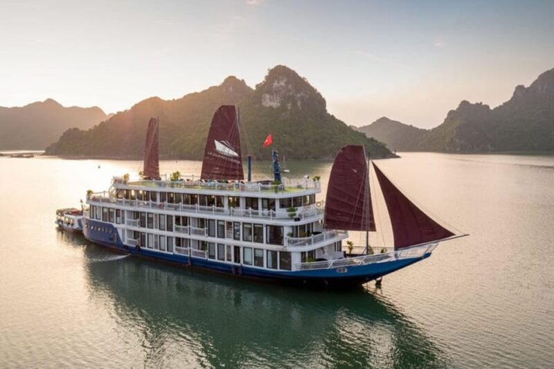 Hanoi: 2D1N Lan Ha Bay By Le Journey Luxury Cruise - Day Two: Exploring Lan Ha and Halong Bay