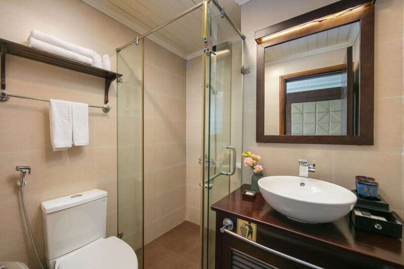 Hanoi: 3-Day Ninh Binh & Ha Long Bay Cruise 04 Stars Cruises - FAQ