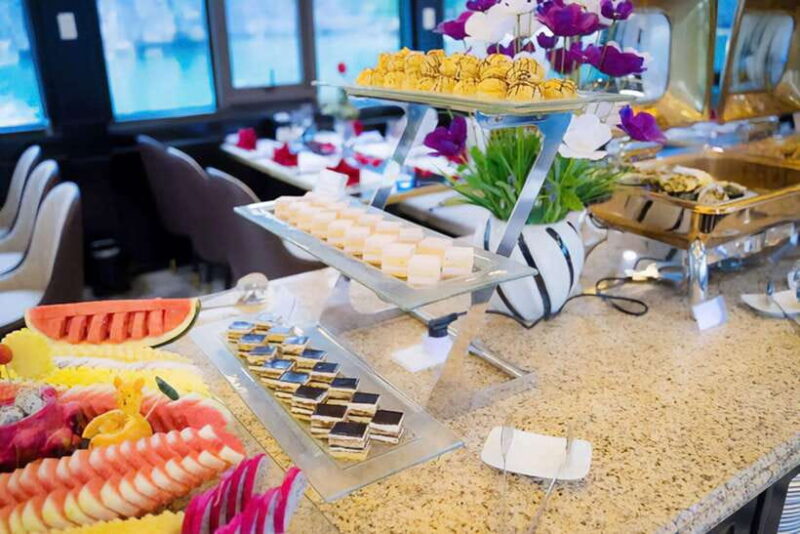 Hanoi: 5-Star Halong Bay Cruise with Lunch, Jacuzzi & Party - FAQ