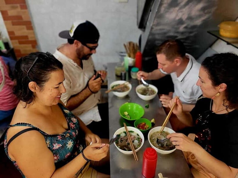 Hanoi: A culinary stroll in private & in French - Frequently Asked Questions