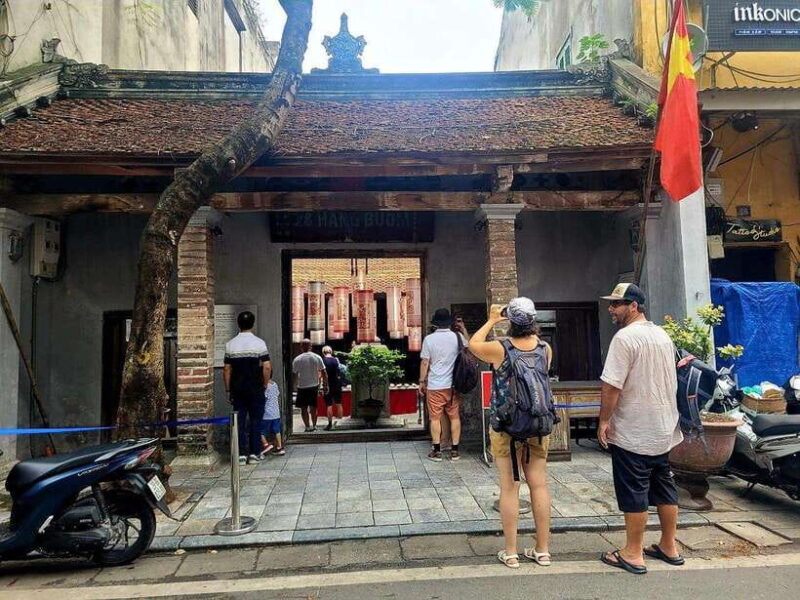 Hanoi: A culinary stroll in private & in French - Frequently Asked Questions