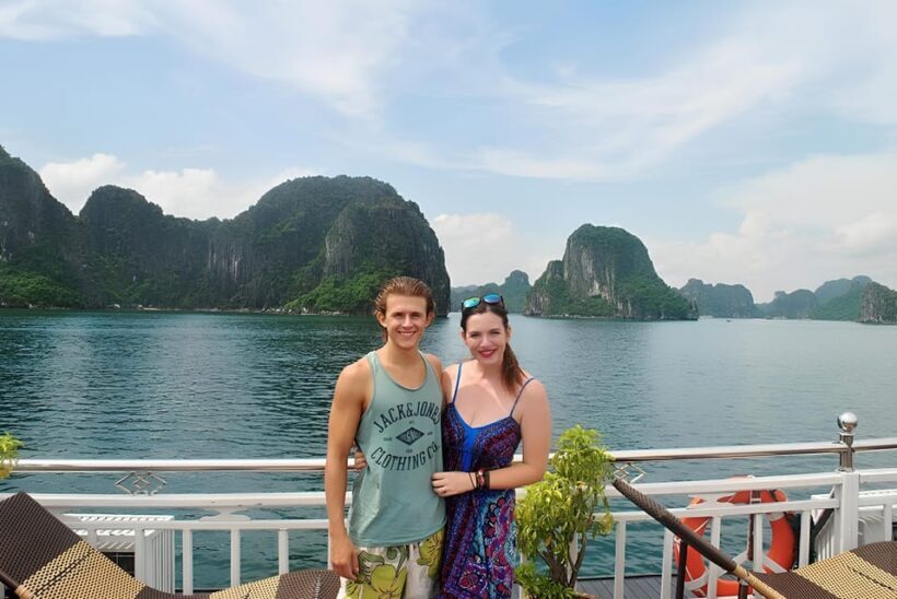 Hanoi: Best 5-Star Ha Long 1 Day Tour with pick up/drop off - FAQ