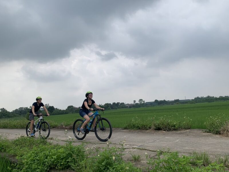 Hanoi: Bike Tour Through Hidden Gems and Banana Island - The Experience for Different Travelers