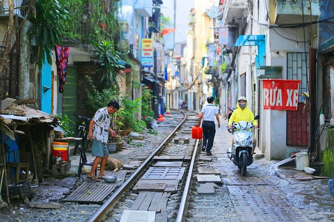 Hanoi city tour and drinking beside railway- group tour - An In-Depth Look at What to Expect