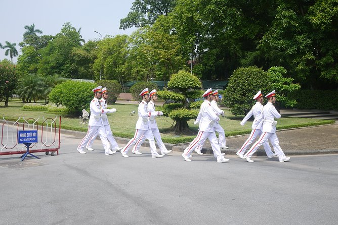 Hanoi city tour and water puppet show - FAQ