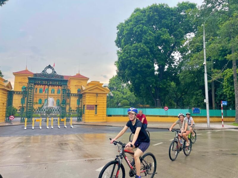 Hanoi City Tour, Backstreet, Alley, Culture,, Train street - The Sum Up