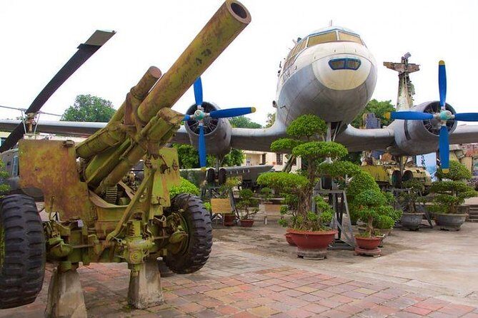 Hanoi City Tour (Private journery-1 day) - The Humble Stilt House and Presidential Palace