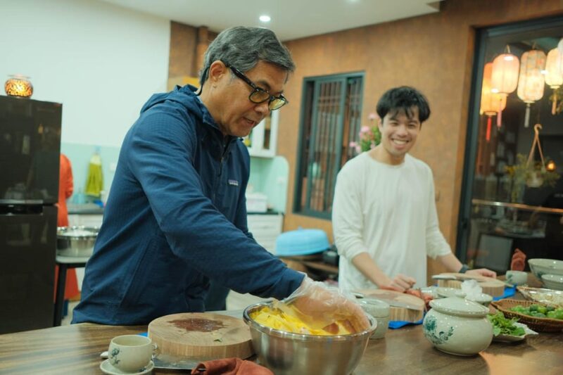 Hanoi Cooking Class: Market Tour, Free Recipe & Beverages - Tasting and Beverages