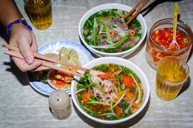 Hanoi Dawn Private Food Tour with 10+ Tastings - Key Points