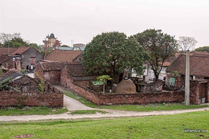 Hanoi: Duong Lam Historical Village Private Day Tour - The Sum Up