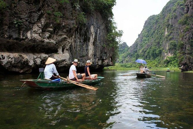 Hanoi Epic tour 4D3N Hanoi - Ninh Binh - Halong Bay - Transportation and Comfort