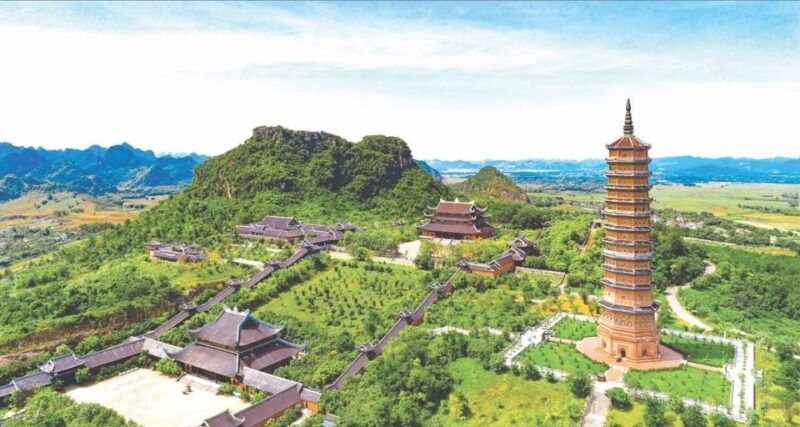 Hanoi: Full Day Tour of Hoa Lu, Tam Coc, and the Mua Cave - Who Would Love This Tour?