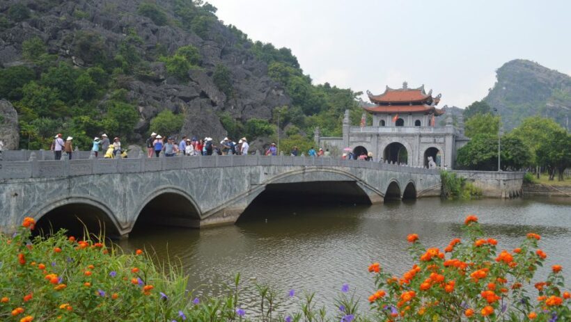 Hanoi: Guided Full-Day Hoa Lu, Trang An and Mua Cave Tour - The Itinerary: A Closer Look