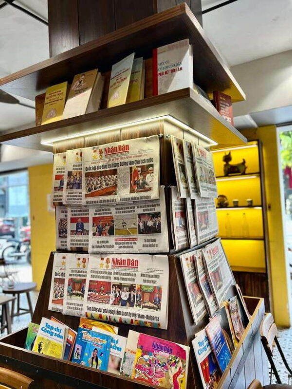 Hanoi: Guided Walking Tour with Pho and Egg Coffee - Key Points