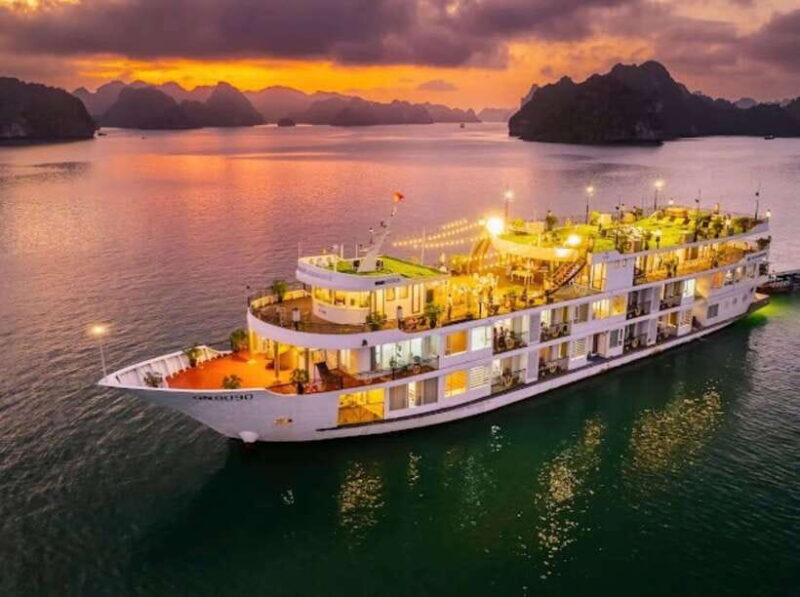 Hanoi: Ha long 2D 1N cruises: bancony, beach, meals, caves - The Sum Up