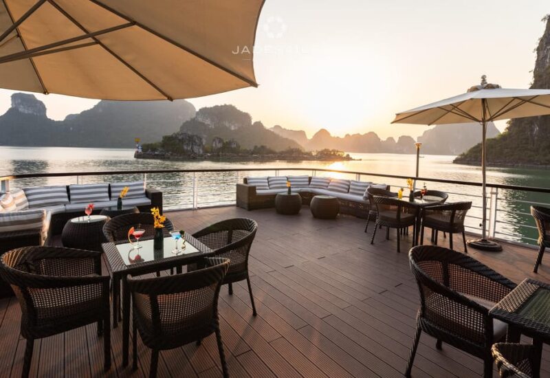 Hanoi : Ha long & Lan Ha Bay 5-Star with Limousine Transfer - Key Points