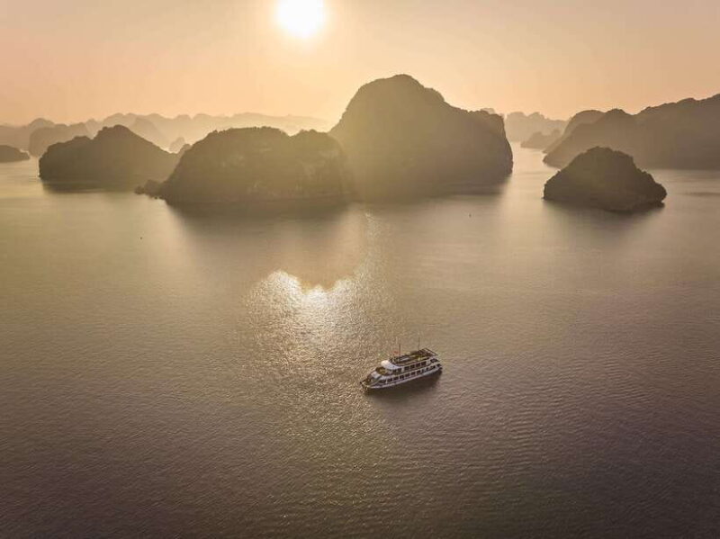 Hanoi: Halong Bay Cruise, Amazing Cave, Titov Island & Kayak - Exploring the Itinerary: Step-by-Step