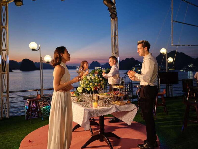 Hanoi: Halong Bay Cruise with Kayaking and Titop Island - FAQ