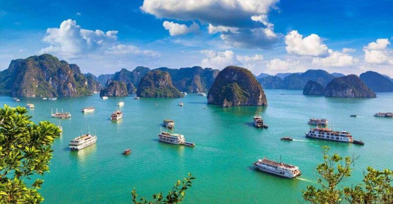 Hanoi: Halong Bay Cruise with Lunch, Caves, and Kayaking - Key Points