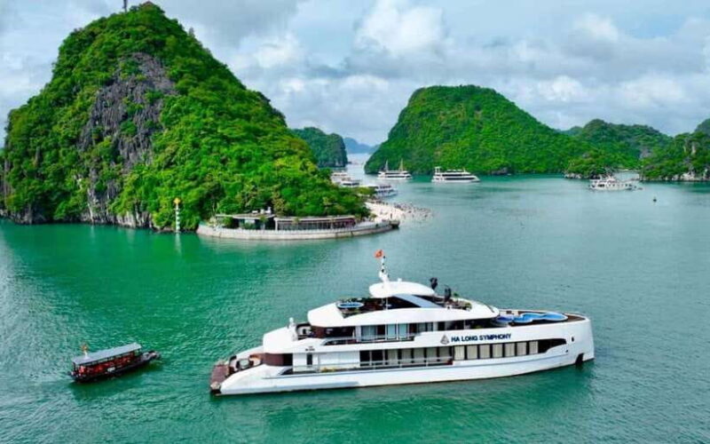 Hanoi : Halong Bay Luxury 5-Star Cruise with Jacuzzi & Lunch - What to Expect on This Luxury Ha Long Bay Cruise