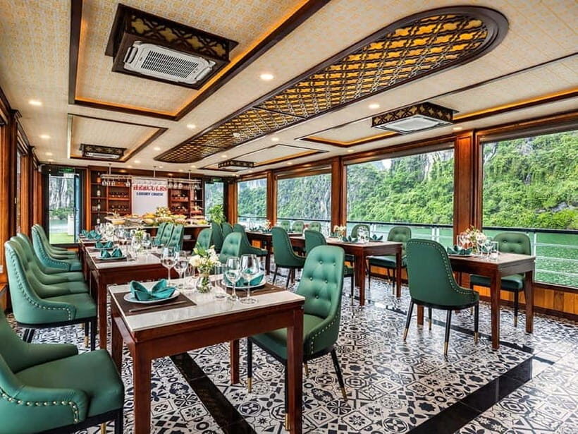 Hanoi- Halong Bay on Daily Cruise 5 * with buffet lunch - The Sum Up