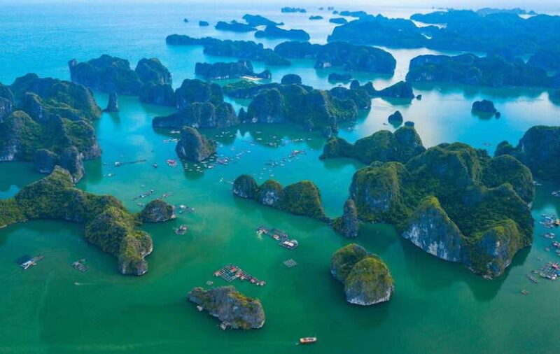 Hanoi: Halong & Lan Ha Bay Cruise with Limousine Transfer - Watching the Sunset: The Moment to Remember