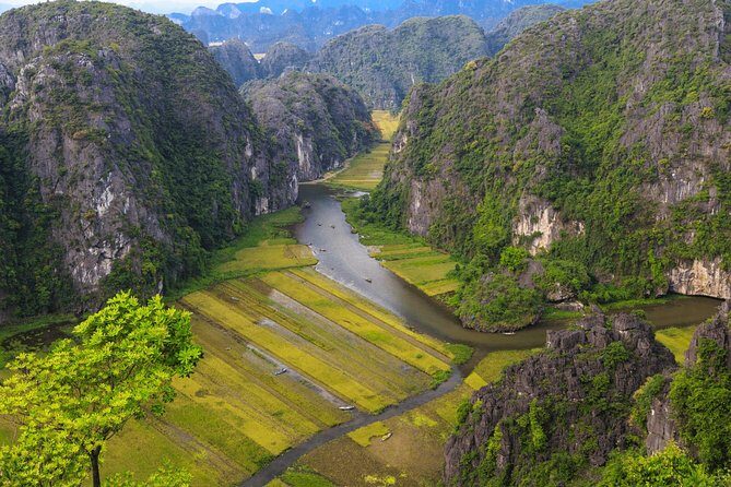 Hanoi - Hoa Lu -Tam Coc -Halong Bay 5days/4nights - The Sum Up