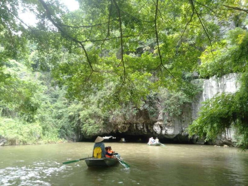 Hanoi: Hoa Lu - Tam Coc - Mua Cave -1 Day Trip by Limousine - Who Is This Tour Best For?